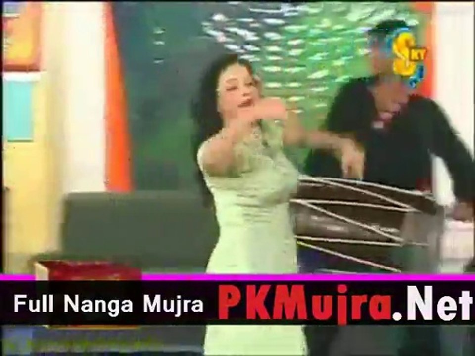 Nida Chaudhry hot mujra stage dance 2016 - video Dailymotion