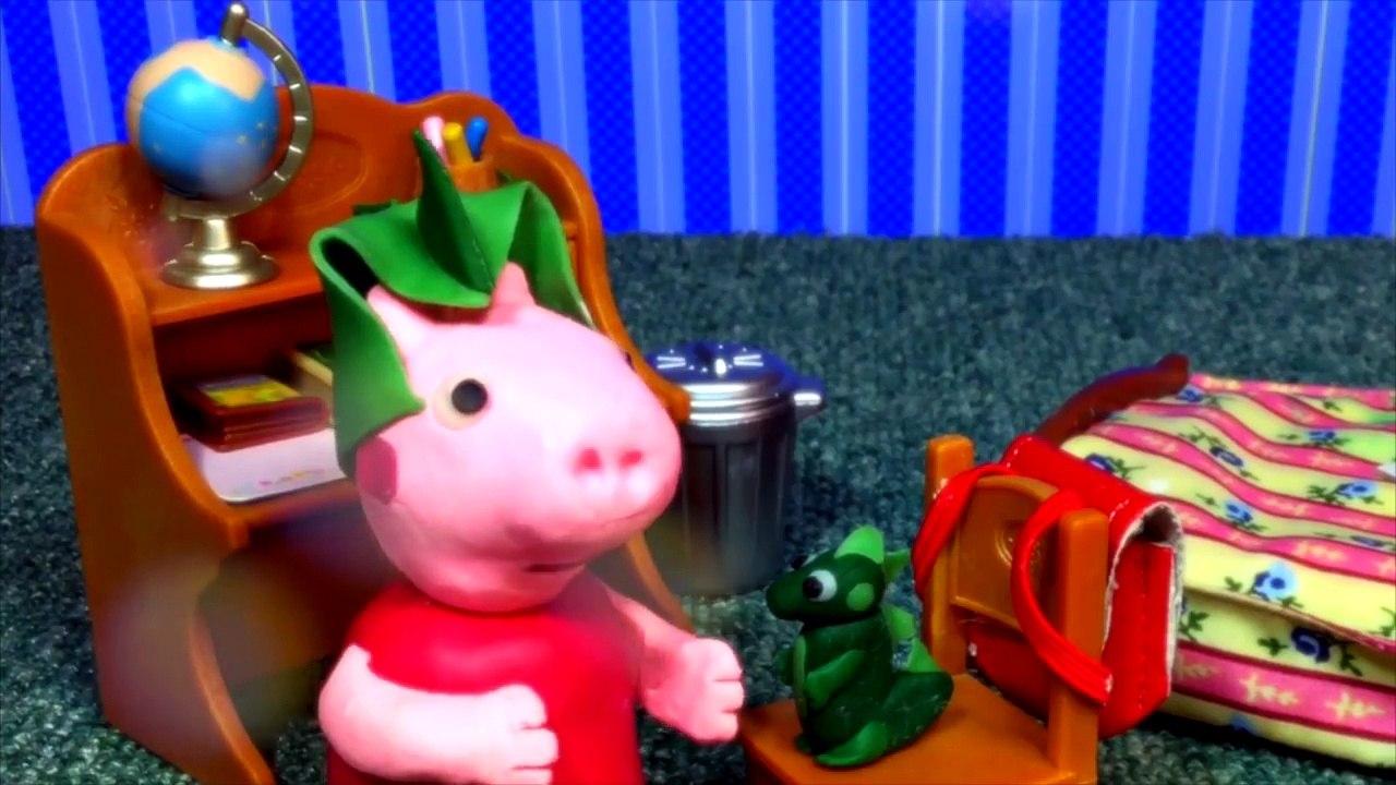 Peppa Pig Play-Doh Toilet Training Accident Pees Her Pants and Poops ...