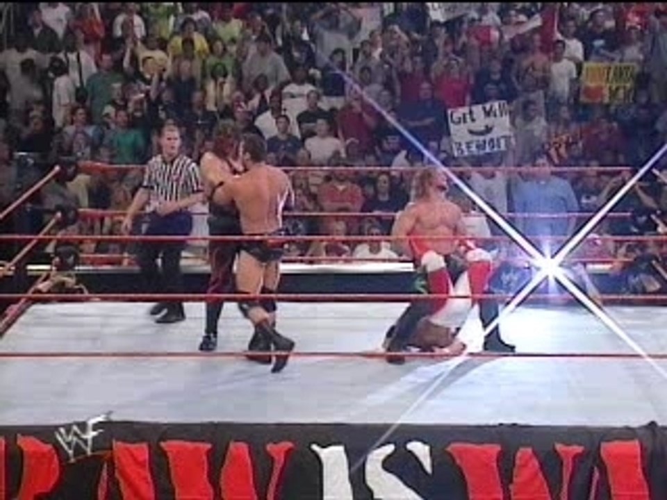 WWF - Raw 2001 - ECW joins the Invasion - Vídeo Dailymotion