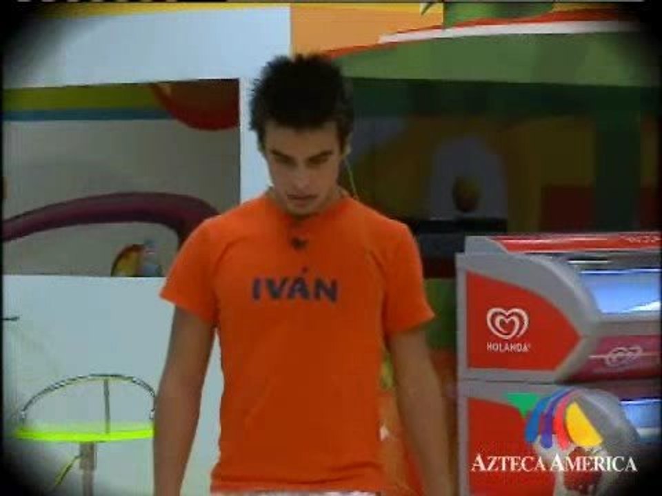 Valeria habla de su relación con Iván - Vídeo Dailymotion