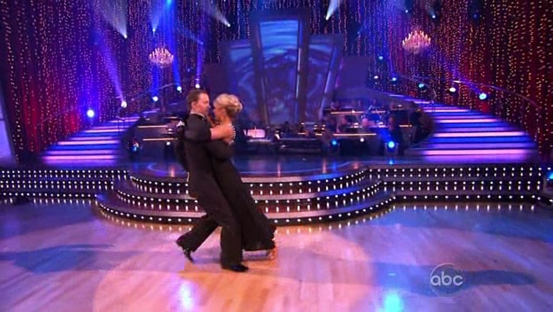 Roshon Fegan Et Chelsea Hightower Dancing With The Stars': A Look Back