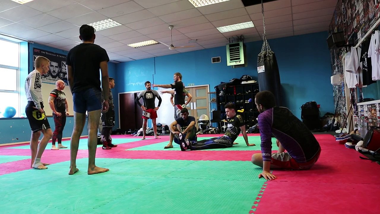 Behind the Fighter: Danny Mitchell - video Dailymotion