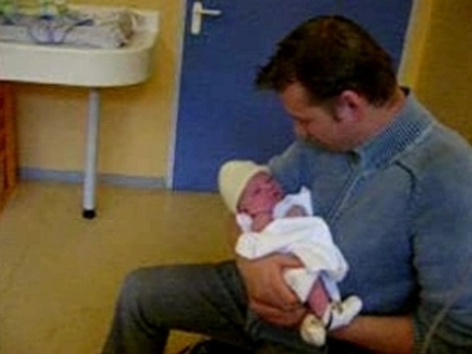 NATHAN naissance 22Août2007 - Vidéo Dailymotion