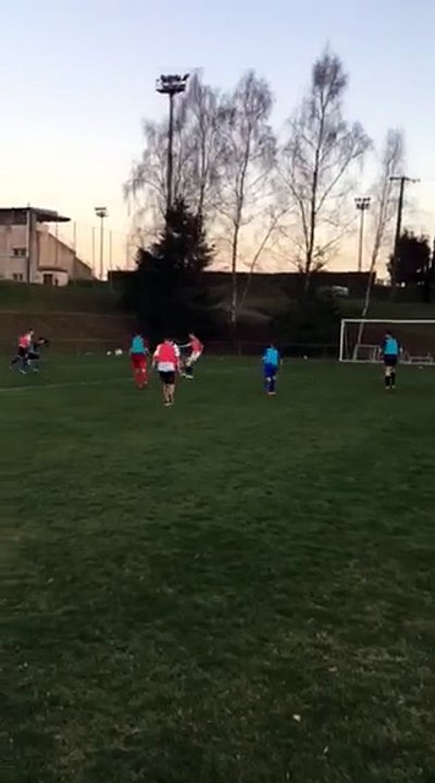 Extrait séance entraînement U12-U13 / U14-U15 - Vidéo Dailymotion