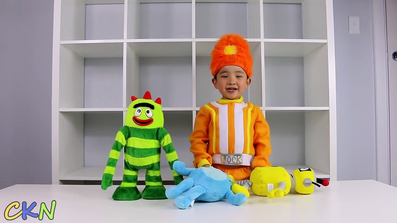 Yo Gabba Gabba Dancing and Singing Brobee Toodee Plex Ckn Toys-NsEMLgdM ...