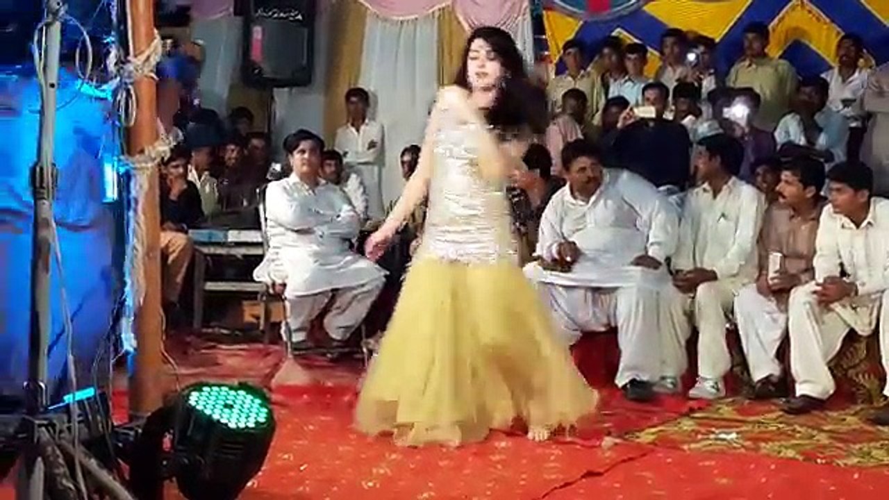 Madam Talash Dance (Ch Aoun Muhammad Shadi) - video Dailymotion