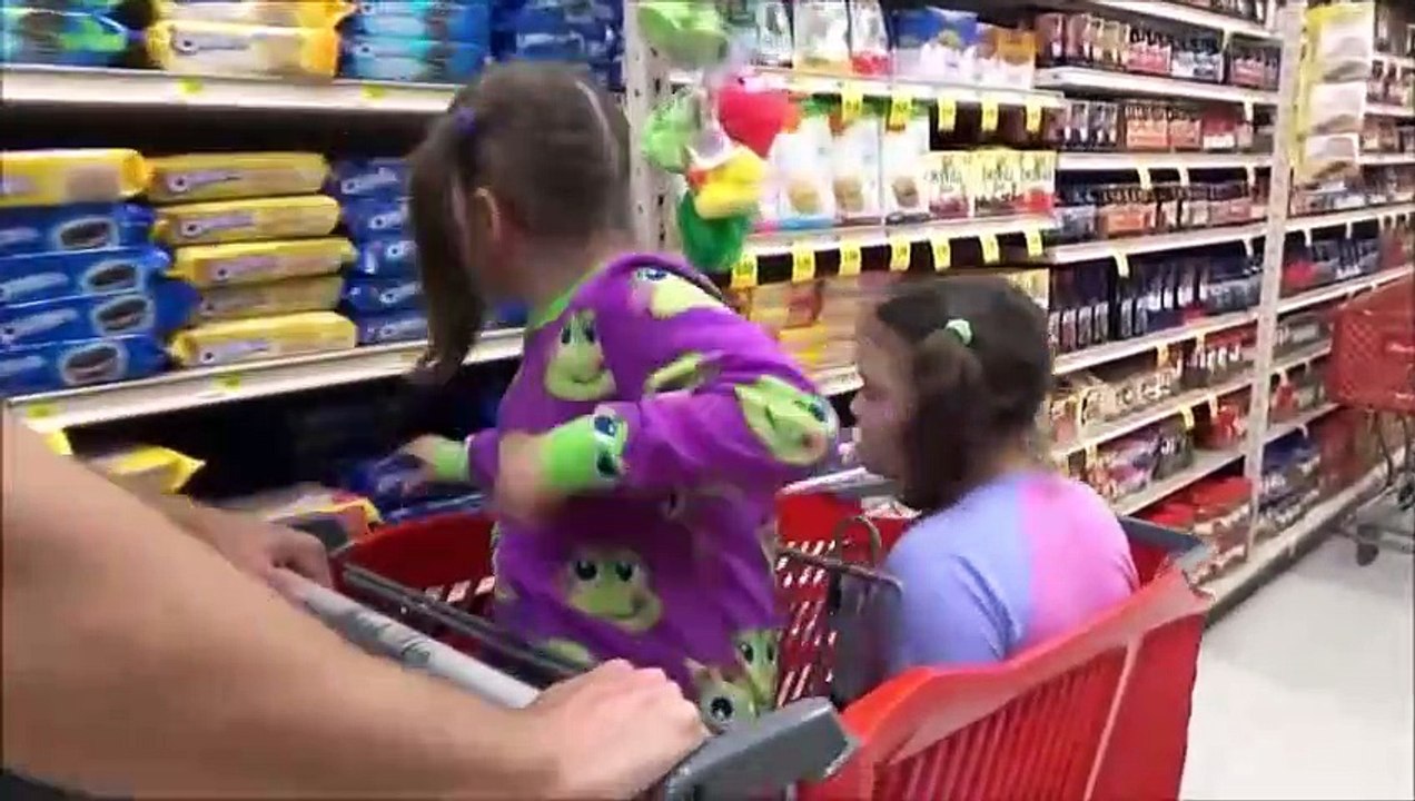 Crying baby Bad Baby Real Food Fight Victoria vs Annabelle & Freak ...