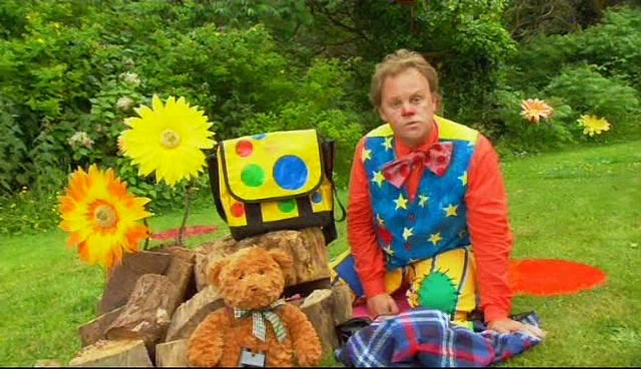 Something Special - Mr Tumble - S3E19 - Forest Art - video Dailymotion