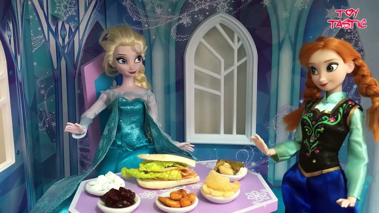 Pregnant Frozen Elsa! Elsa has a baby! Frozen Elsa and Anna Dolls ...