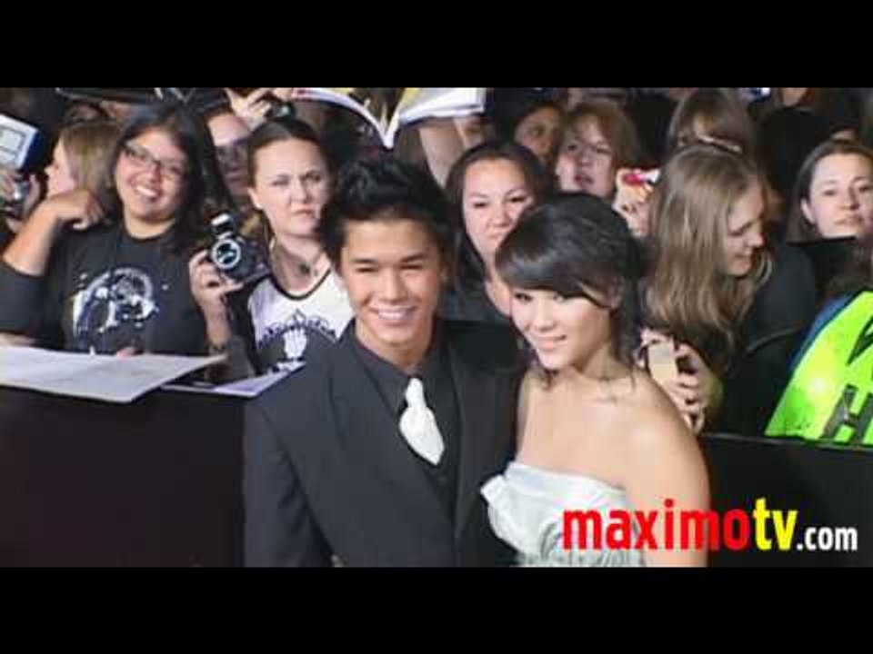 BOOBOO STEWART & Fivel Stewart at NEW MOON Premiere Arrivals - video ...