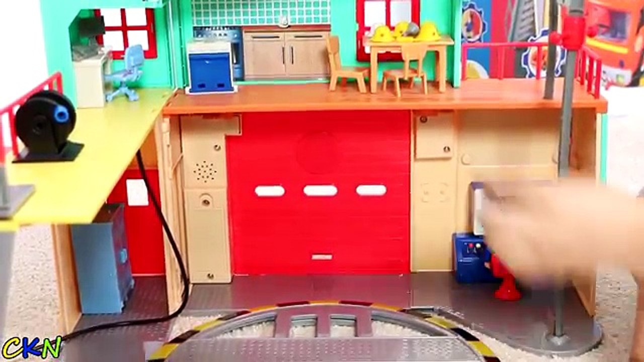 Fireman Sam Fire Station Jupiter Fire Truck Engine Toys Unboxing Fun ...