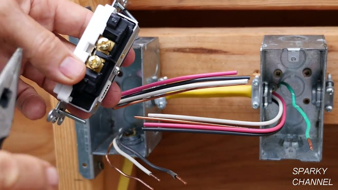 How To Wire a Half Switched Receptacle (aka Half Hot Receptacle ...
