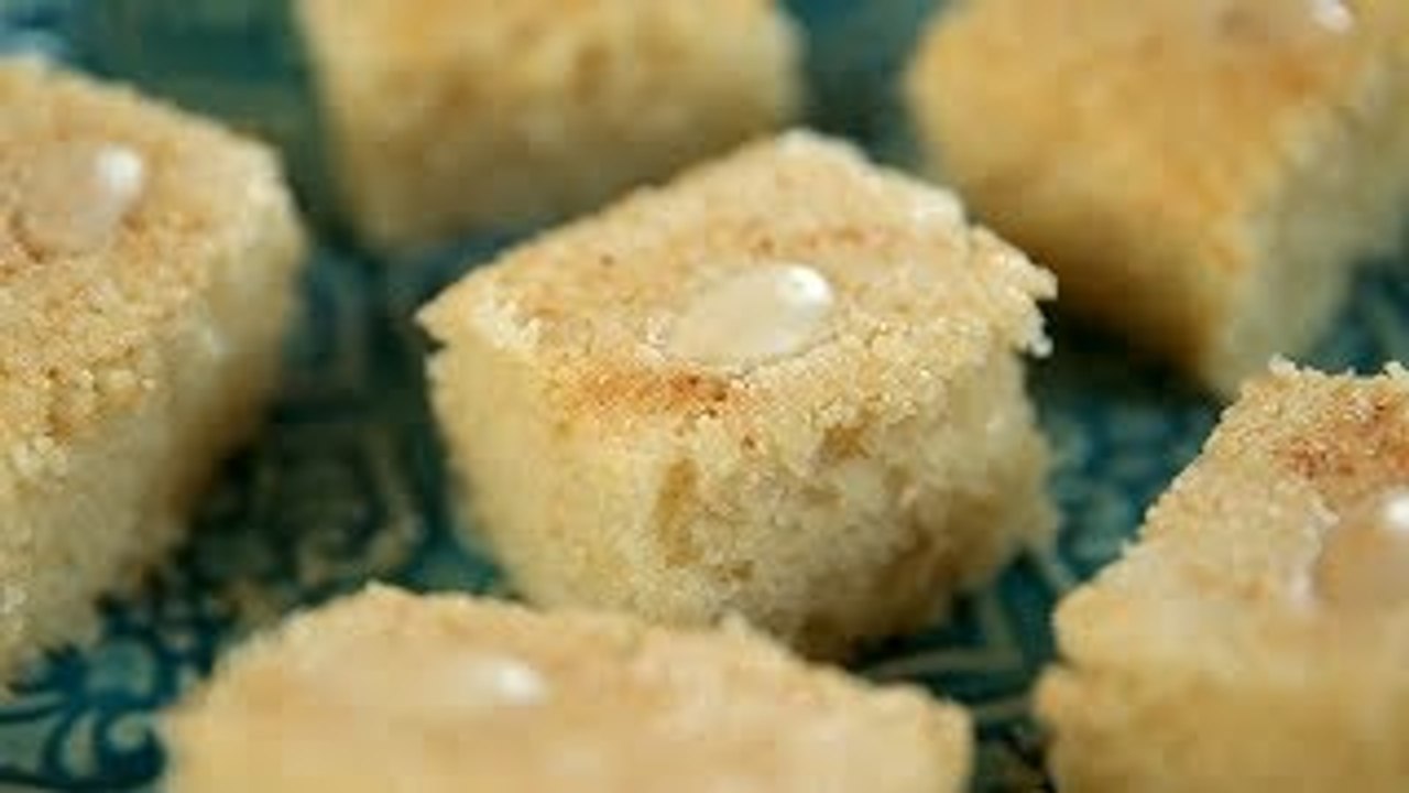 How To Make Rava Cake | Eggless Rava Cake Recipe | Semolina Cake | Suji ...