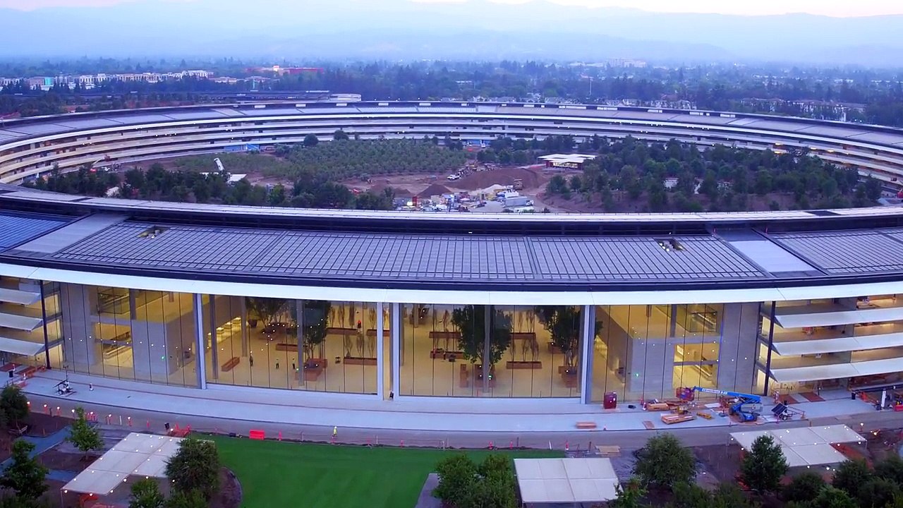 Découvrez le nouveau siège d'Apple en Californie : une soucoupe ...