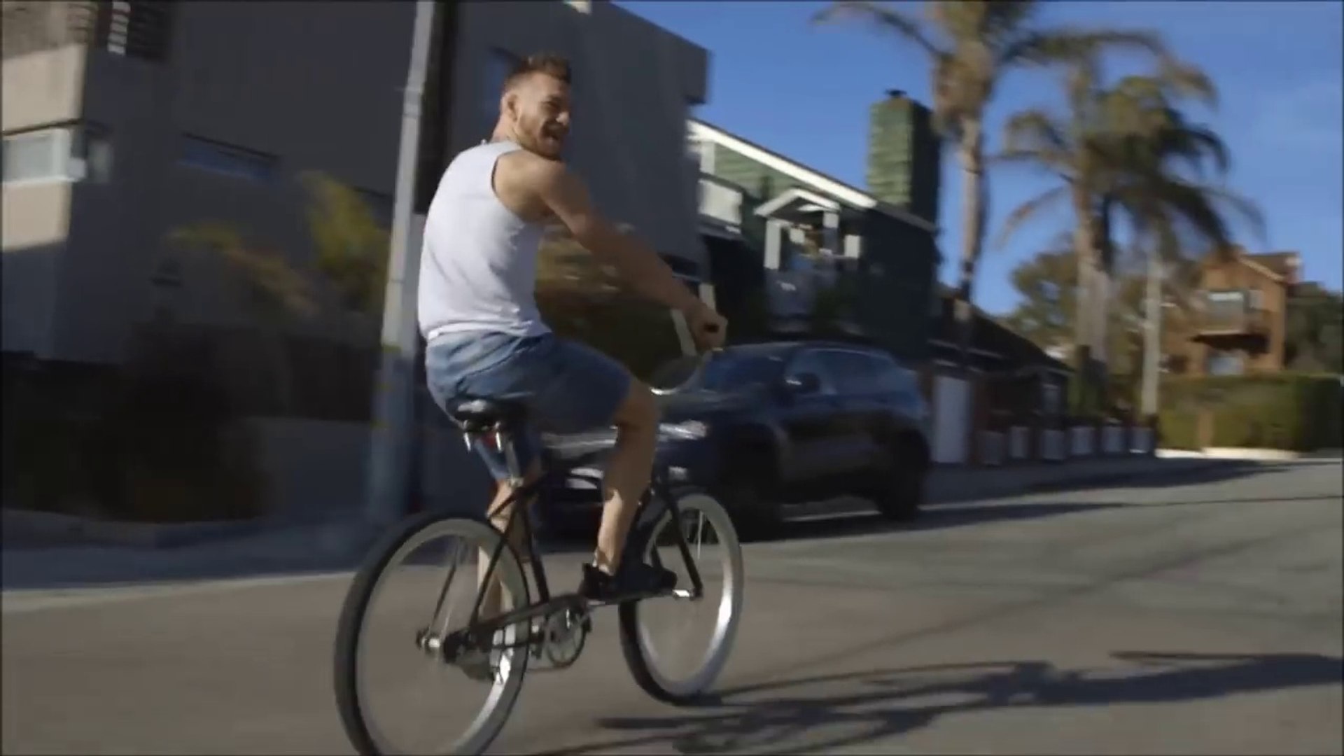 Conor McGregor Riding Bike Singing Snoop Dogg Conor Mcgregor, Ufc ...