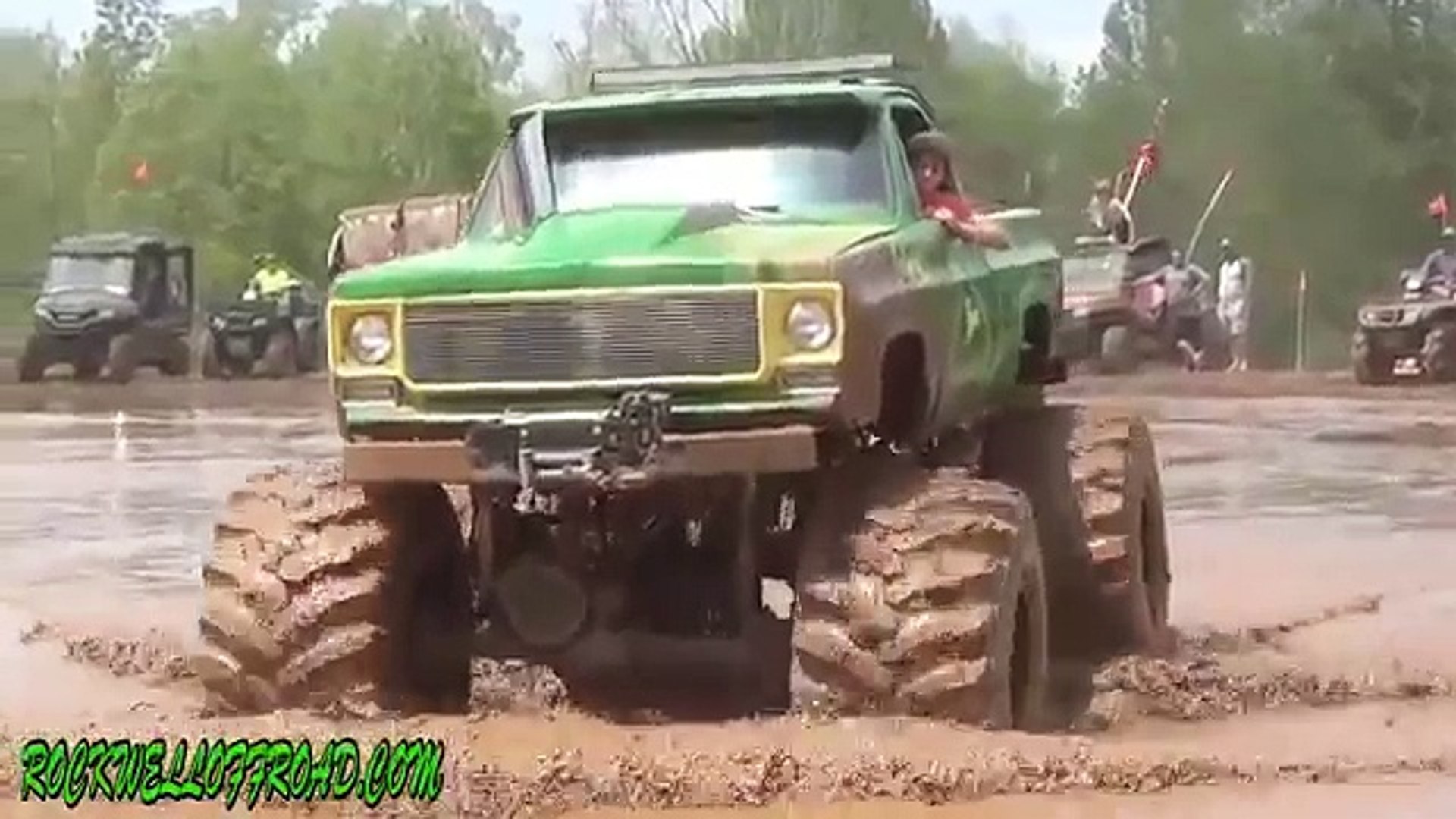 4x4 Trucks Mud Bogging