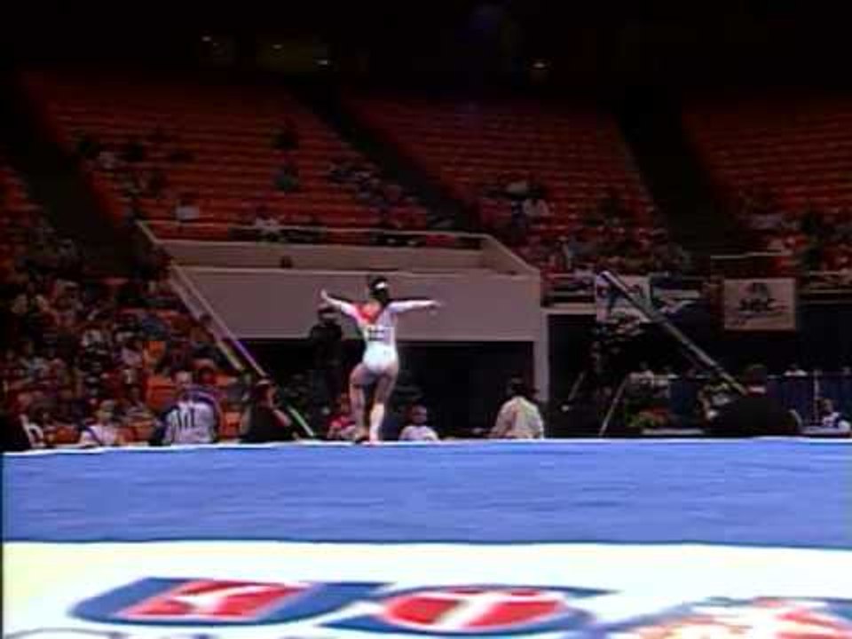 Corina Ungureanu Floor Exercise 1998 International Team Gymnastics