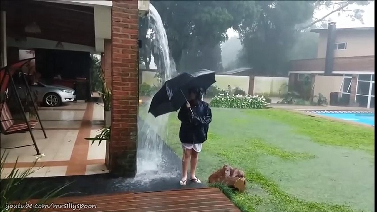 Crazy Moments Caught on Camera - Extreme, Epic Fails Part 4 10dec 550k ...