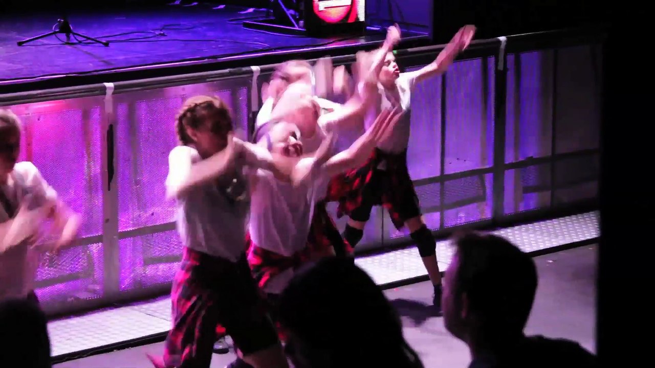 01-10-17 Mini Moon Festival at the O2 Angels Dance Academy - video ...