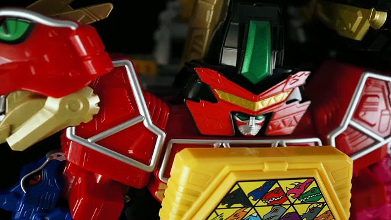 Titano Charge Megazord and Dino Charge Ultrazord Review (Power Rangers ...