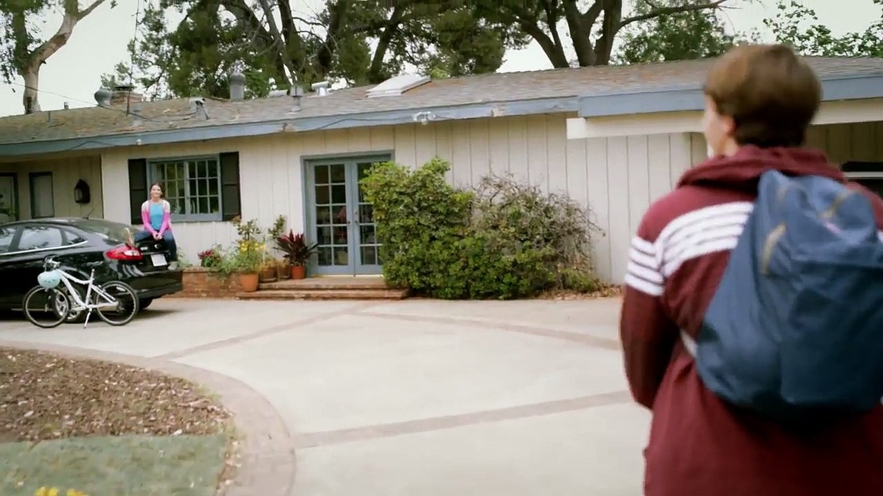 F The Prom (2017) - Official Trailer - video Dailymotion