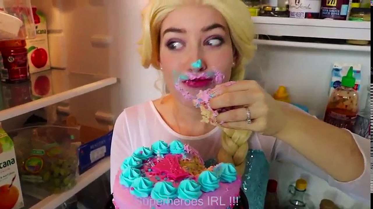 Frozen Elsa EATING DISORDER!! w Spiderman Joker Hair Trouble Cake Fun ...