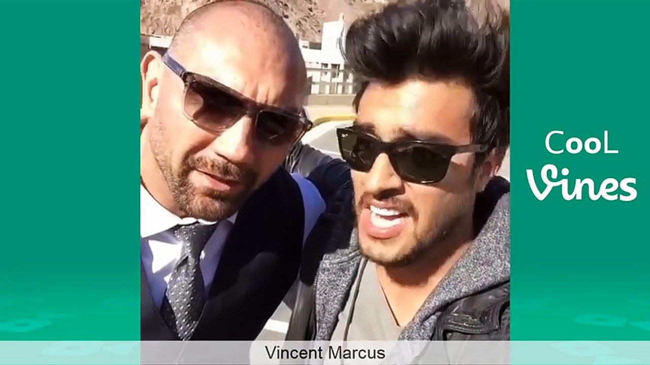 Funny Vines December 2017 (Part 1) TBT Vine compilation.CUT.13'29-14'00 ...