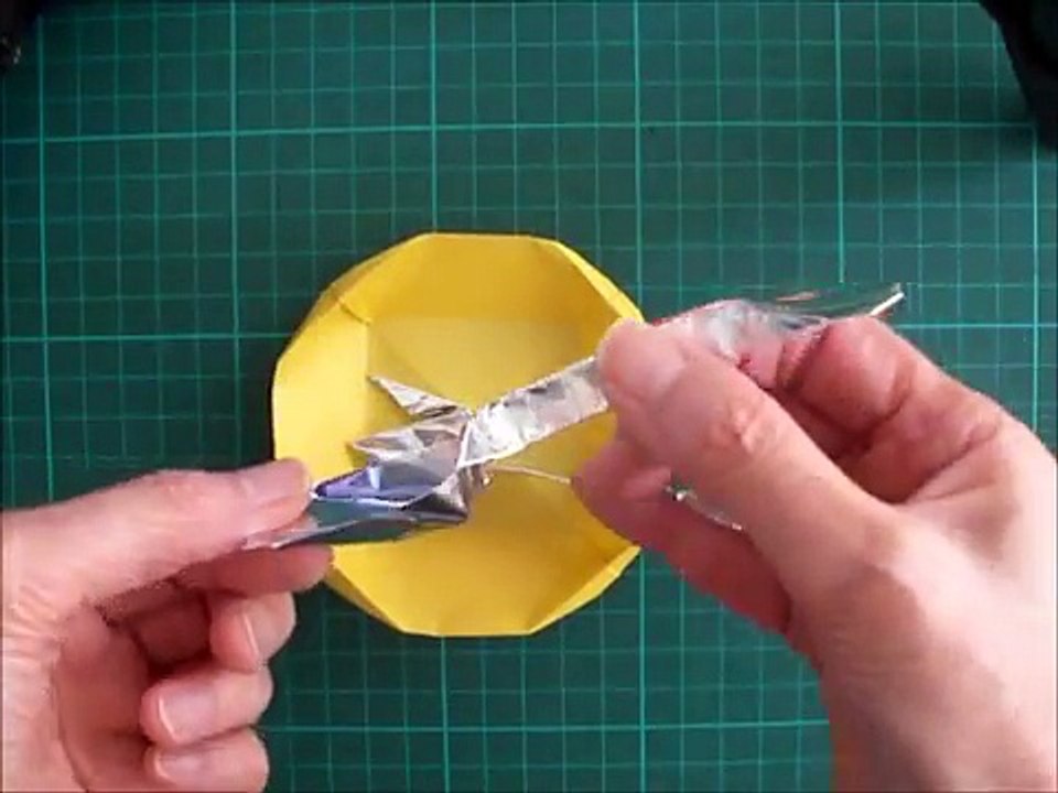 折り紙 スプーン 簡単な折り方 Origami spoon-1jO5jFmmRQE - Video Dailymotion