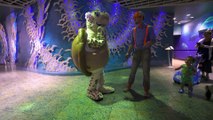 Blippi Visits The Aquarium _ Educational Fish and Animals for Kids and ...