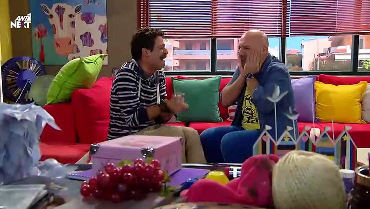 24 ΚΑΤΙ ΧΩΡΙΣΜΕΝΑ ΠΑΛΙΚΑΡΙΑ - ΕΠΕΙΣΟΔΙΟ_640X480 - video Dailymotion