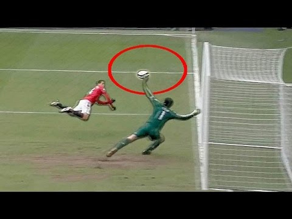 Top 10 Goalkeepers Saves From Headers Video Dailymotion