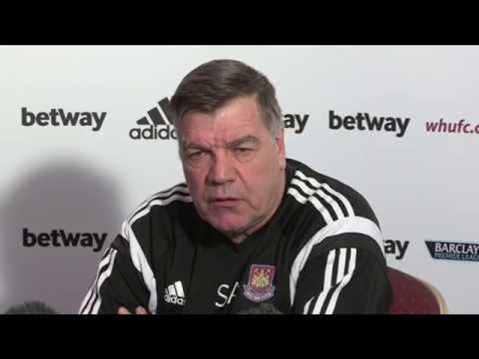 Sam Allardyce eyeballs Sky Sports News reporter over Sakho question ...