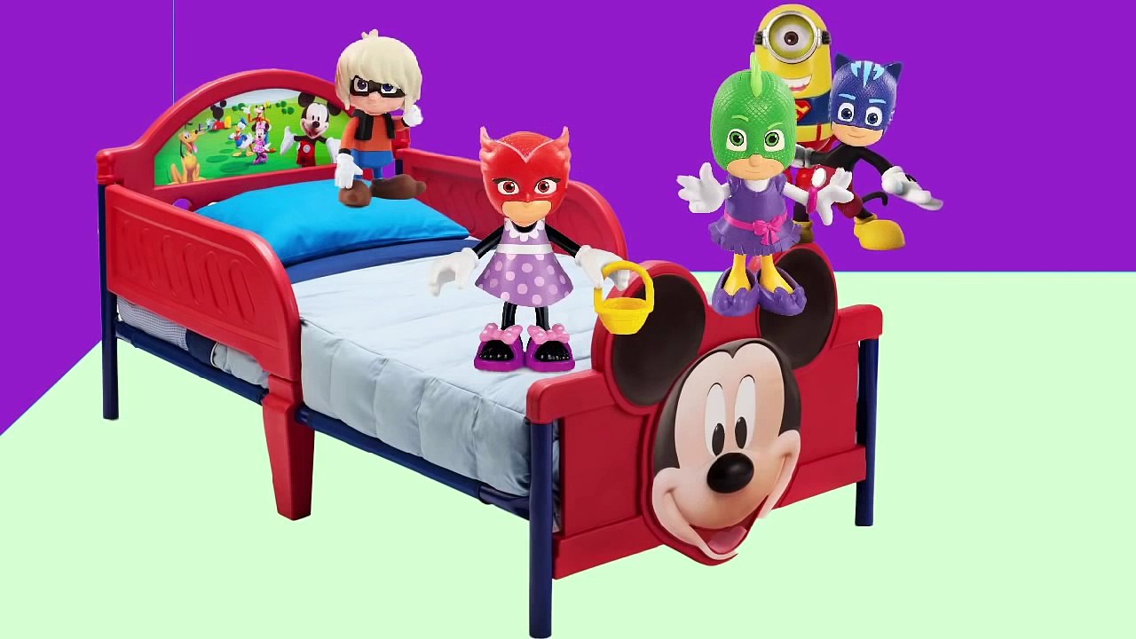 Mickey Mouse Clubhouse transforms to Super Mario Finger Family | PJ ...