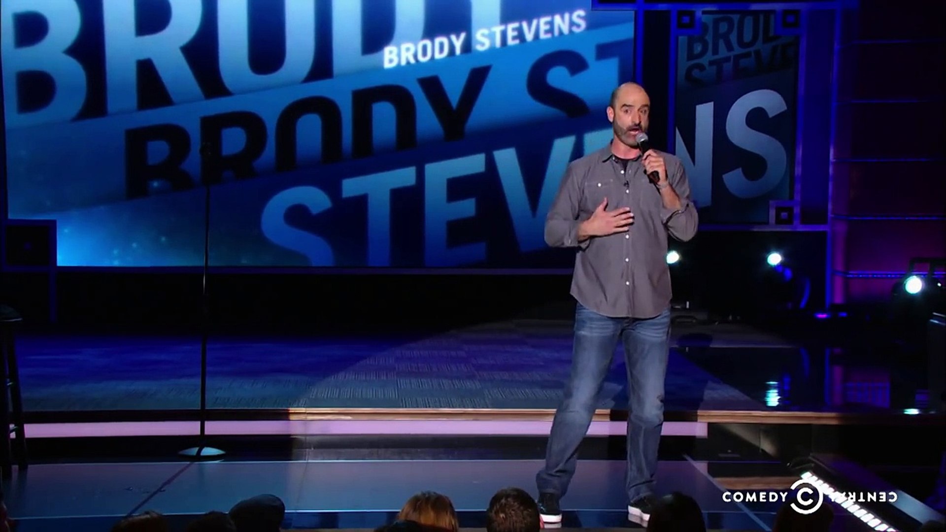 Brody Stevens Si Diverte Con La Gif