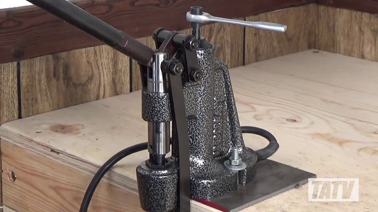 How to Lubrisize Cast Bullets with a Lyman 4500 Lube Sizer - video ...