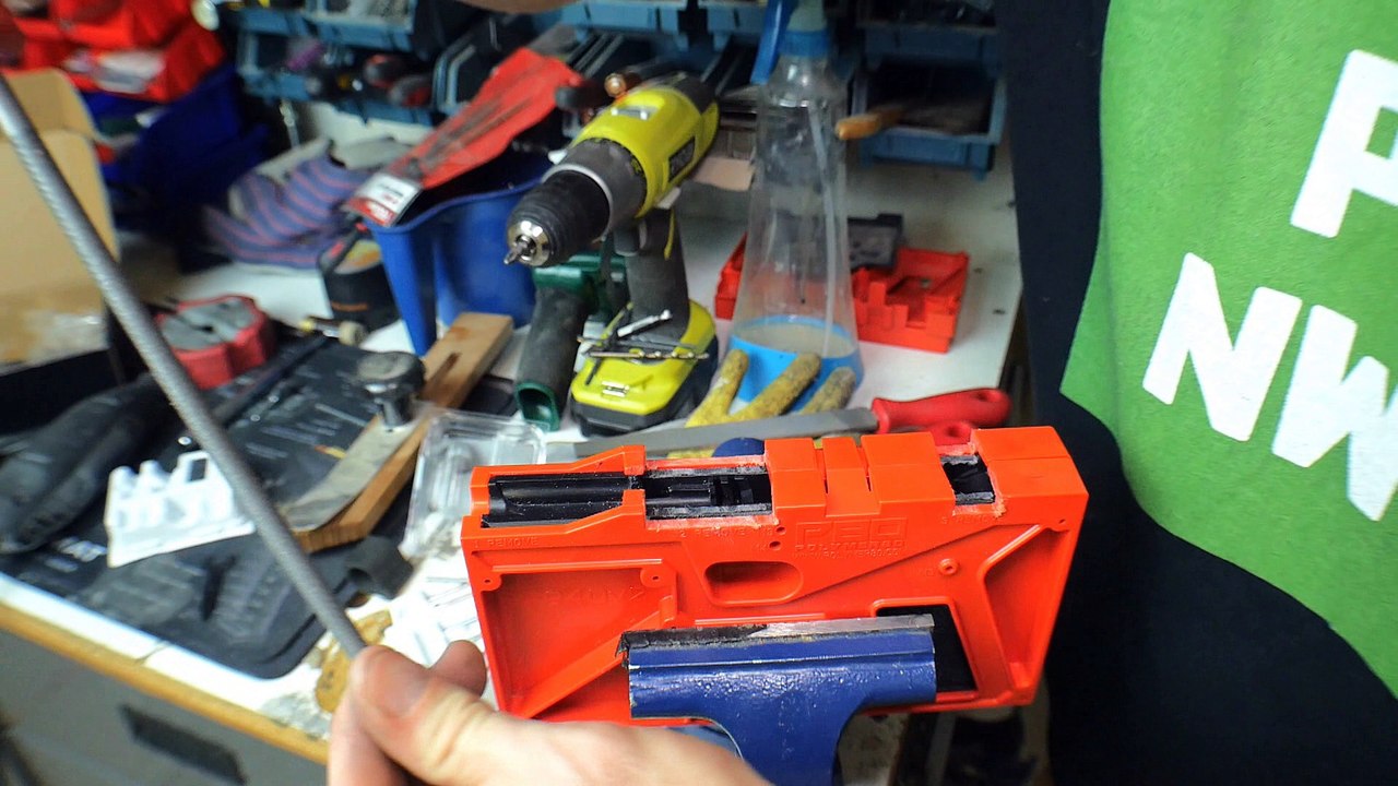 Star to Finish! Polymer80 PF940 V2 Custom Glock 17 Build - video ...