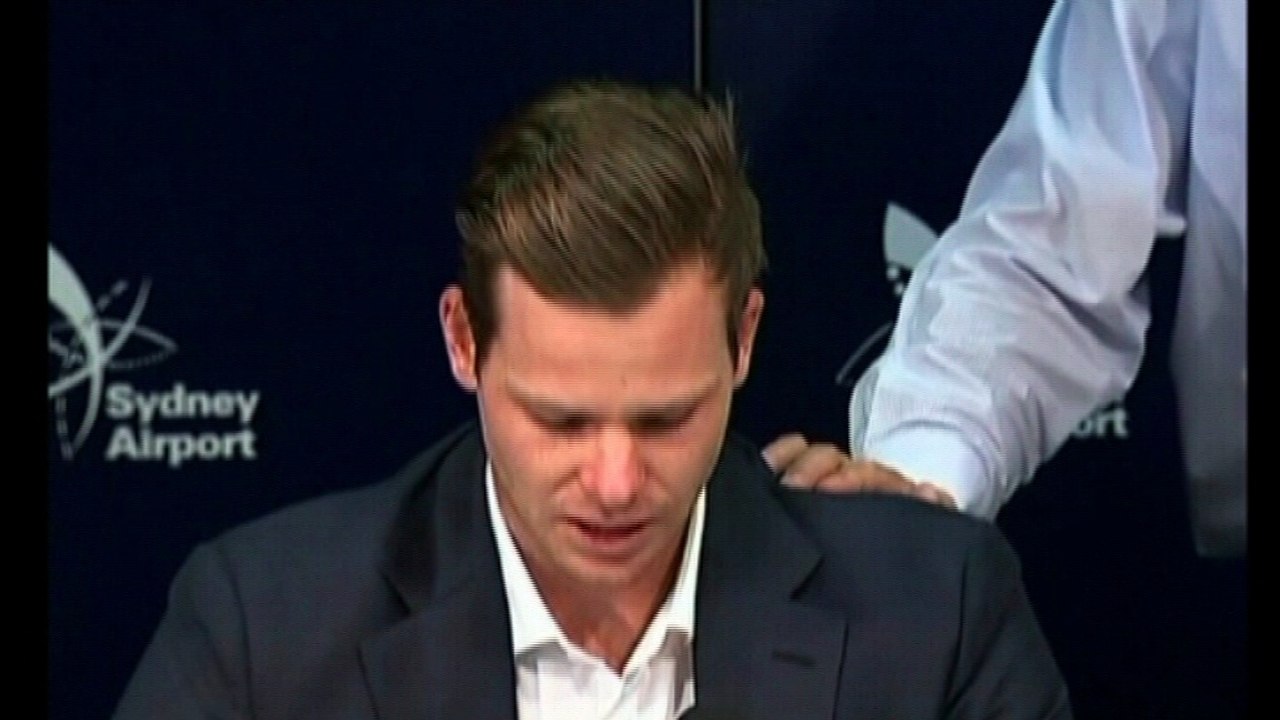 Banned Australia cricketer Steven Smith cries during emotional news ...