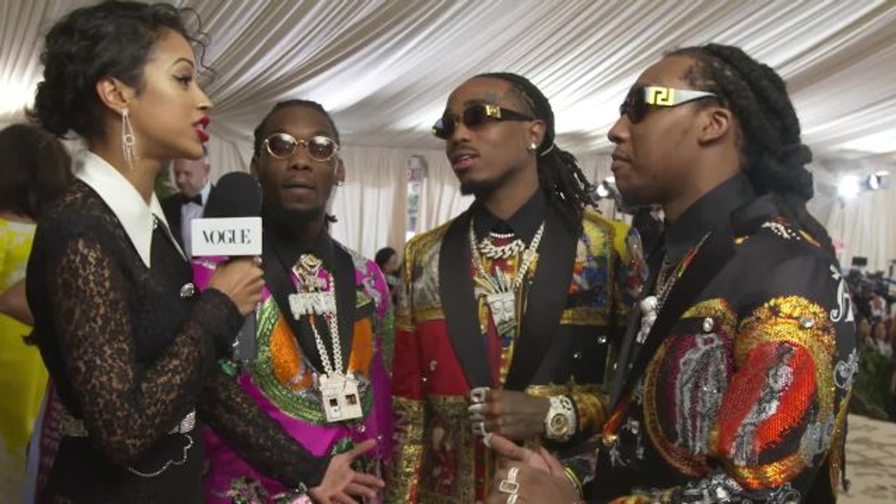 Migos on Their Matching Versace Suits - video Dailymotion