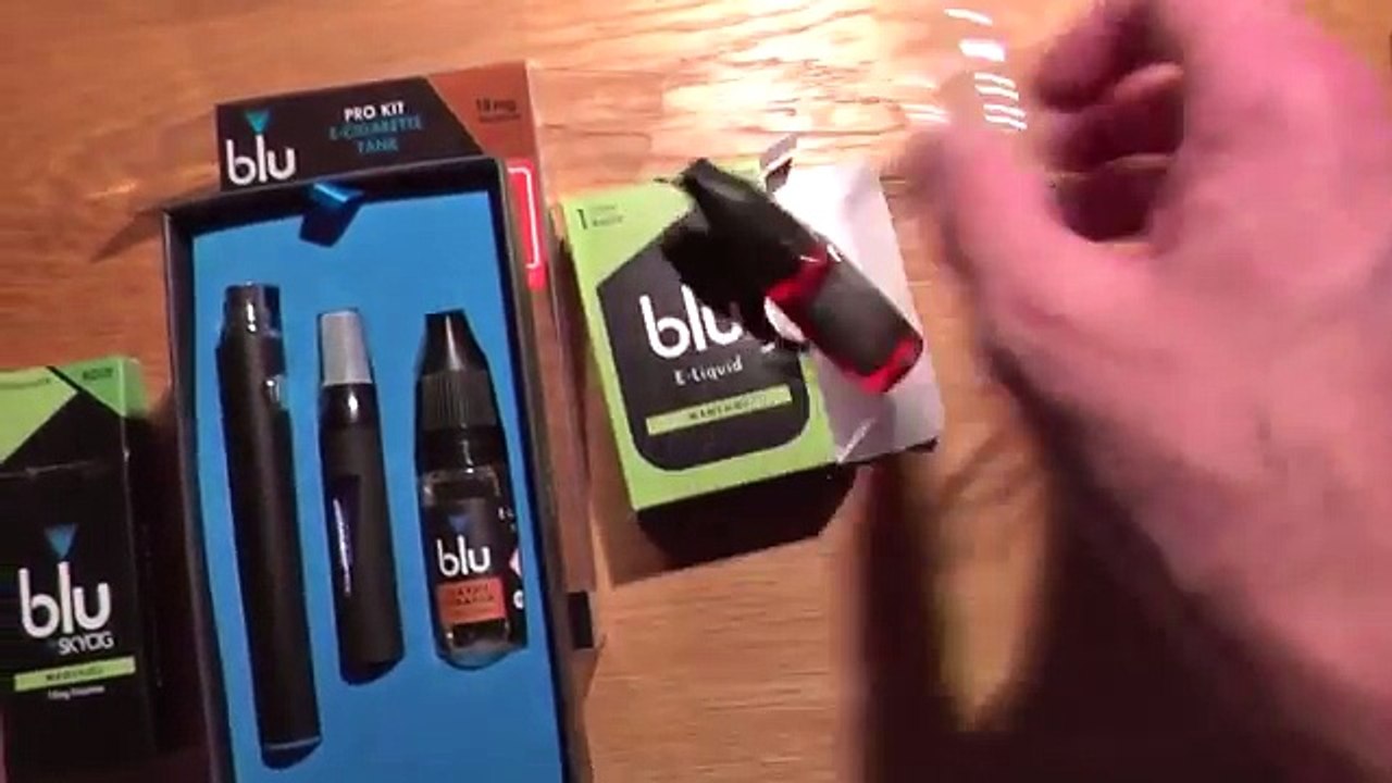 blu E-cig Pro Starter kit for Beginners + E-liquid Vaping Review ...