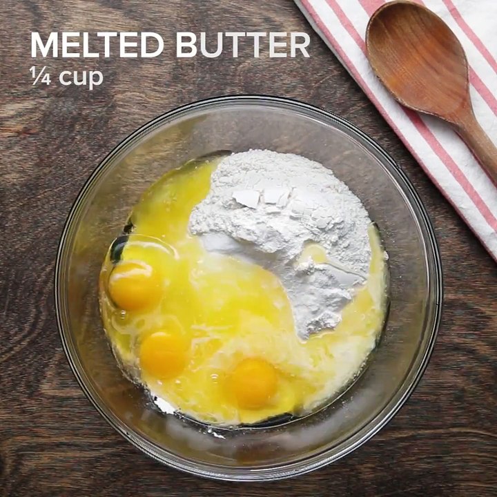 These crepe triangle pockets will make you feel so fancy! *sips tea ...