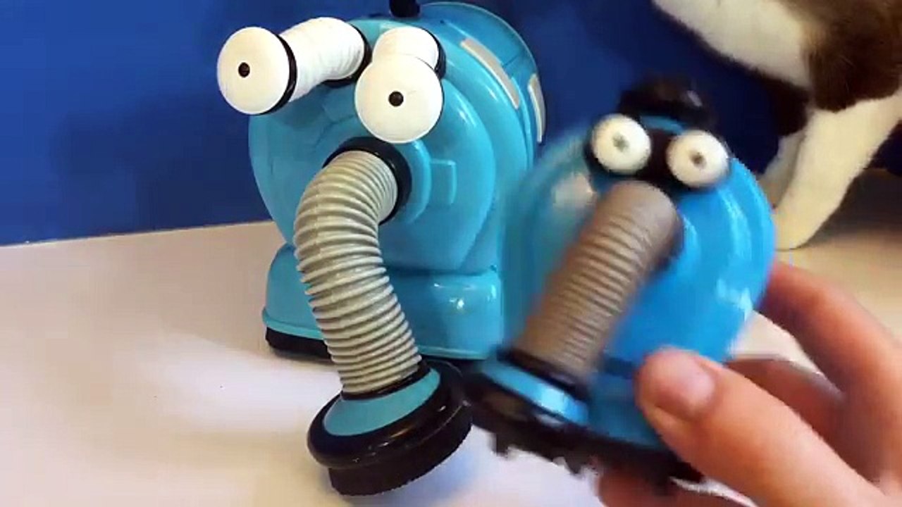New Rare NOO-NOO Bump-N-Go TELETUBBIES Toy with Sounds! - Dailymotion Video