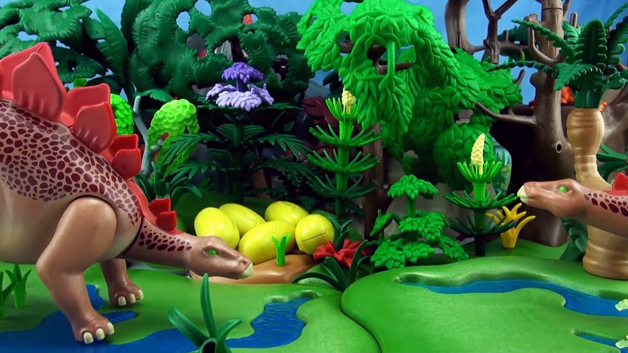 Stegosaurus Song - Dinosaur song for kids - 5 Stegosaurus eggs hatching ...