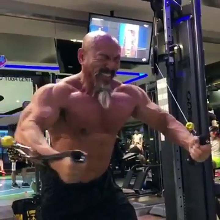 Fitcasting Bodybuilder Gym - video Dailymotion