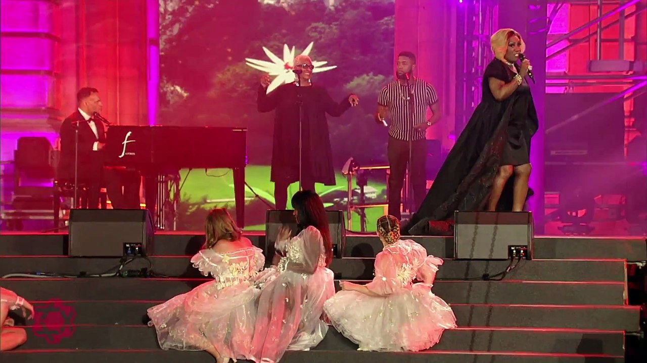 Patti LaBelle + B Slade (Tonéx) - Lady Marmelade _ LIFE BALL 2019 ...