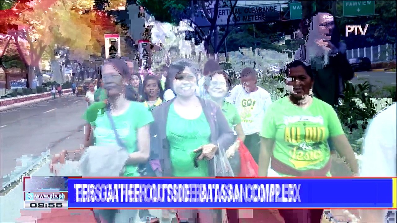 NEWS: Du30 supporters gather outside Batasan Complex - video Dailymotion