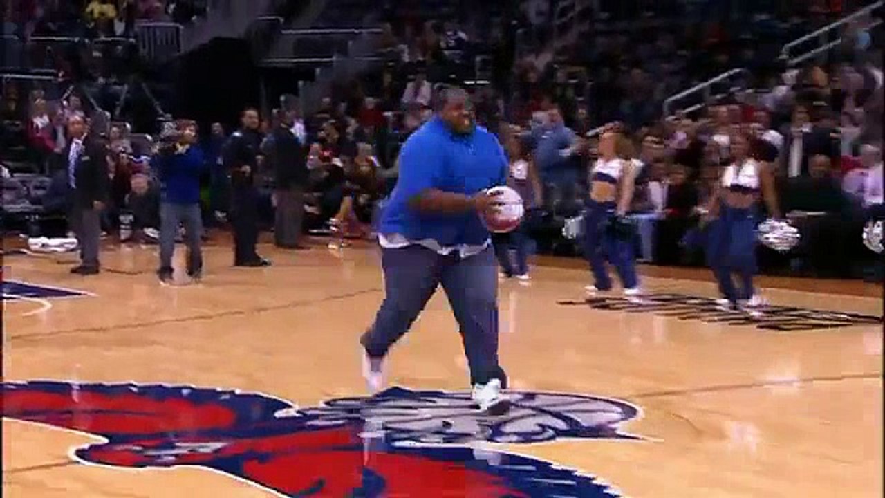 Fat Guy Trampoline In Slam Dunk Fail - video Dailymotion