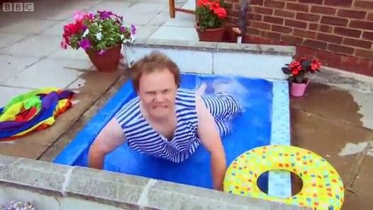 Jollywobbles Swimming Fun - video dailymotion