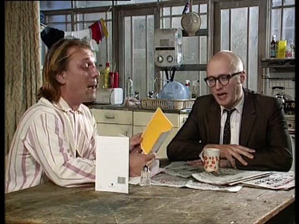 Bottom S01 E06 - video Dailymotion