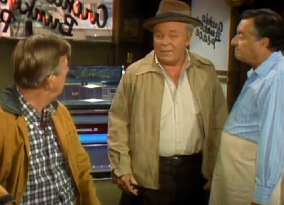 Archie Bunker's Place S01E01 Archie's New Partner, Part 1 - video ...