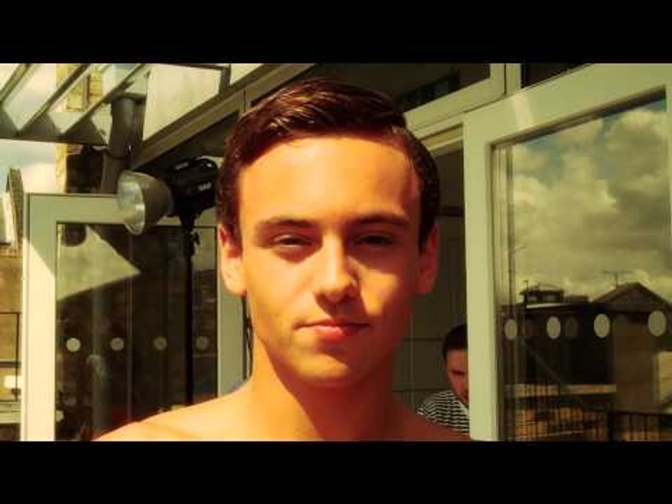 Tom Daley Behind the Scenes at a Heat Magazine Shoot - video Dailymotion